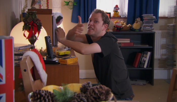 Peep Show | GIFGlobe | CHRISTMAS IS COMING HOME! DING DONG MERRILY ON MARK!